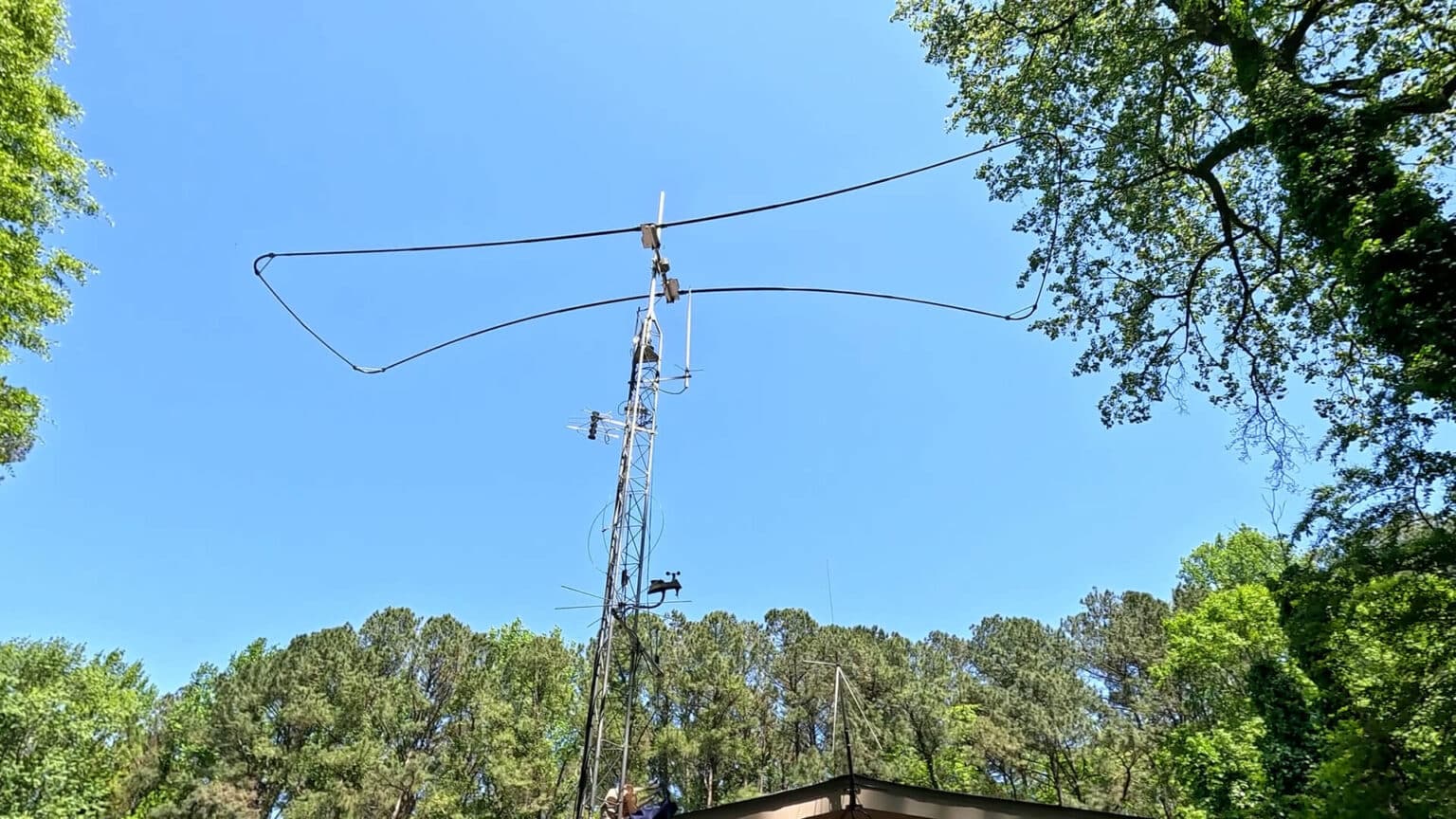 Fixing an Antenna at the Top of a 35-Foot Tower: A Ham Radio Adventure ...